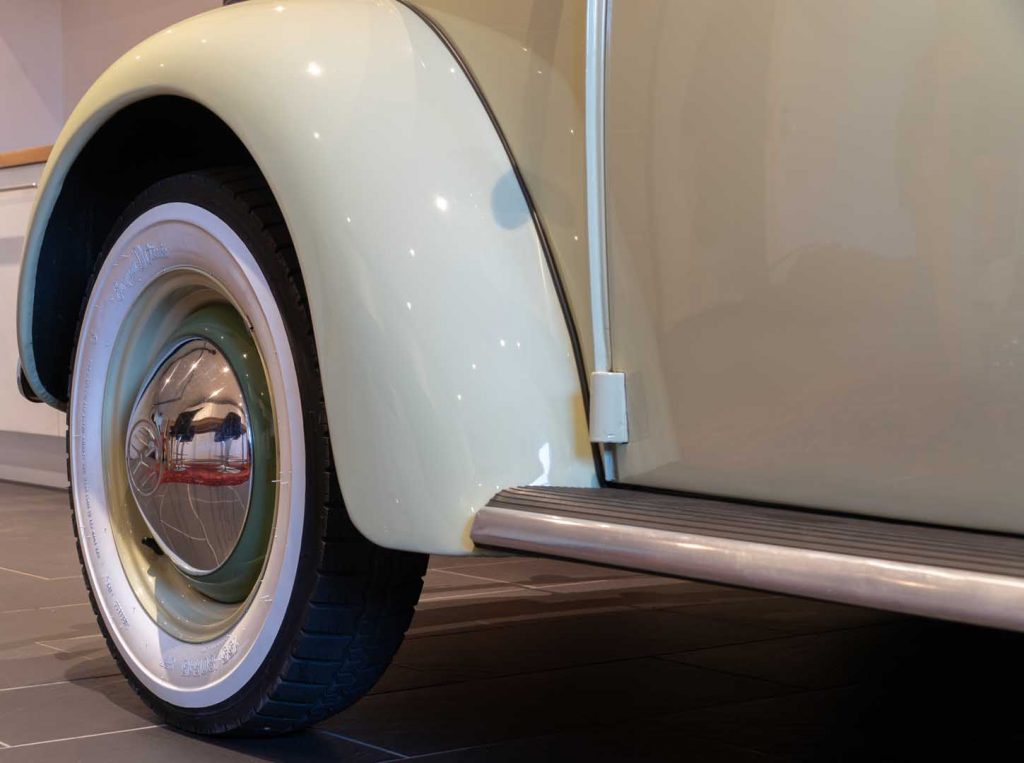 155R15 European Classic 65mm WW - Classic Tire